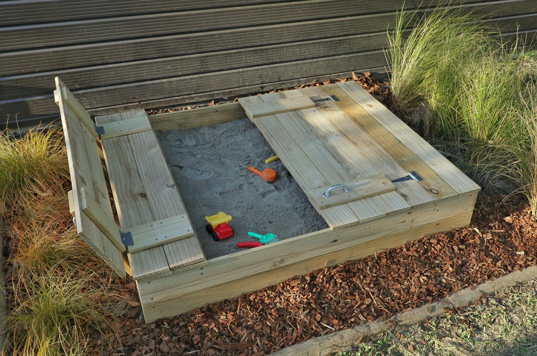 Sandpit Kitset with Built In Seats 1.7m x 1.4m - Hammer and Saw